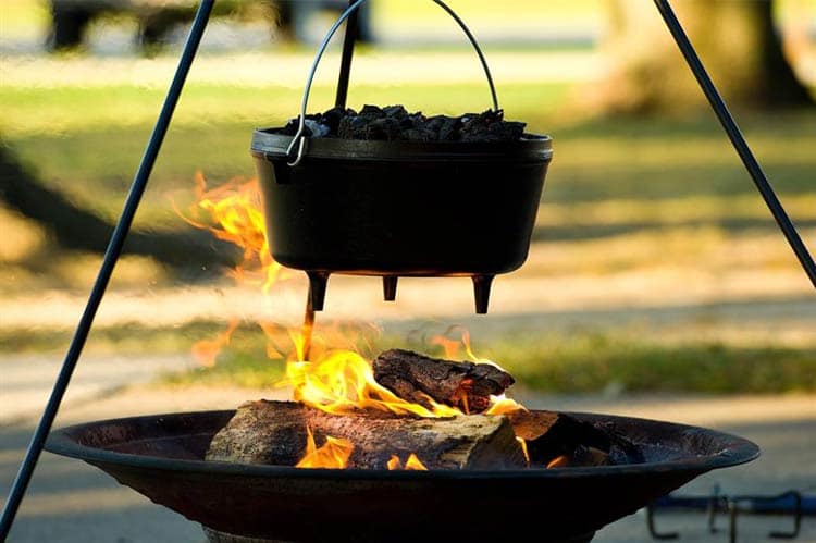 Dutch Oven Recipes: worthy enough to have on table